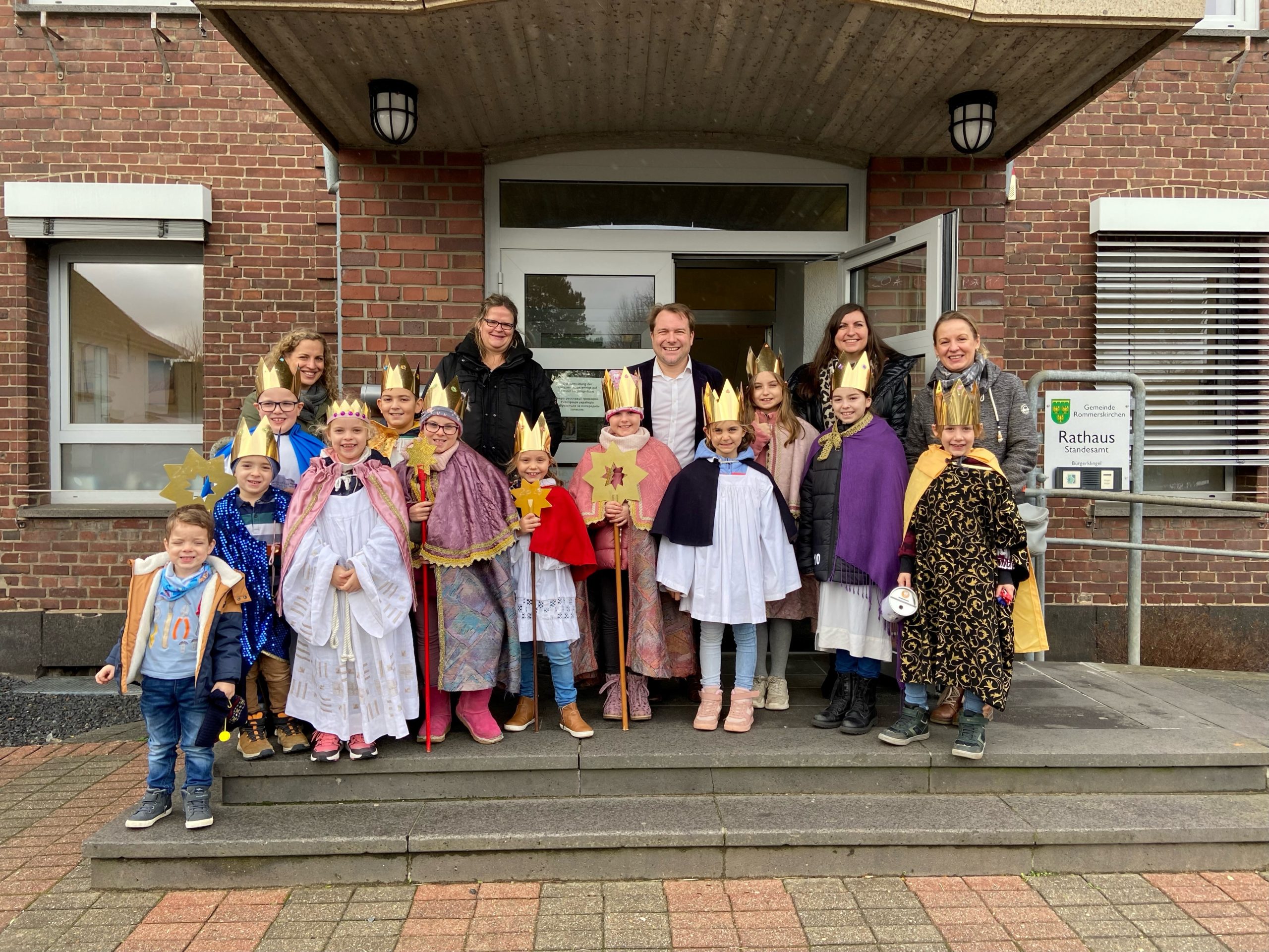 Sternsinger besuchten Rathaus am Dreikönigstag - Gemeinde Rommerskirchen